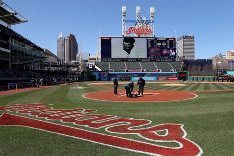 Cleveland Indians Agree To 15 More Years At Progressive Field With
