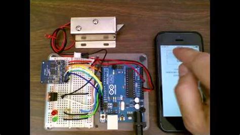unlock a door with an arduino and your smartphone