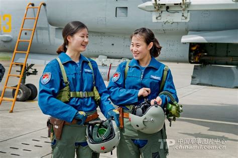 Chinas First Batch Of Female Fighter Pilots With Dual Degree Female