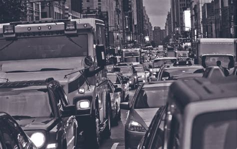 Economist Explains How Traffic Flows Like Water And How Congestion
