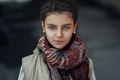 عارضات ازياء، عارضة أزياء، عيون زرقاء، امرأة سمراء، فتاة، وشاح، امرأة