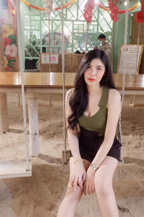 แพรพลอย ส่องความเซ็กซี่ สาวสวยดีกรีนักมวย จากคลิปไล่อัดหนุ่มที่่คุกคาม