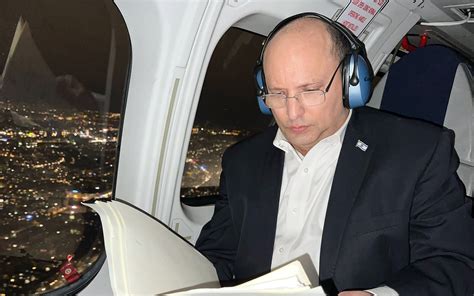 Ukraine Official Said To Claim Bennett Pushed Zelensky To Surrender