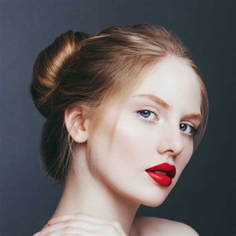 Best Foundation For Pale Or Fair Skin Good Housekeeping