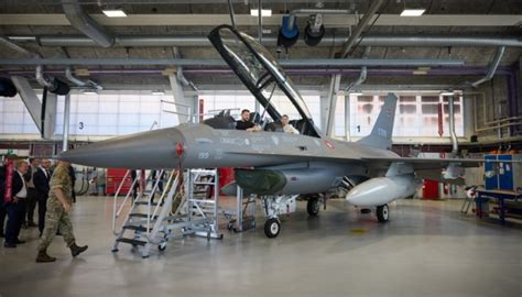 Denmark To Give Ukraine 19 F 16 Fighter Jets Pm
