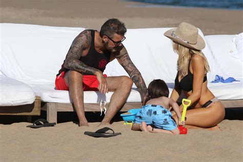 Mate Y Juegos En La Arena Las Vacaciones De Marcelo Tinelli Y