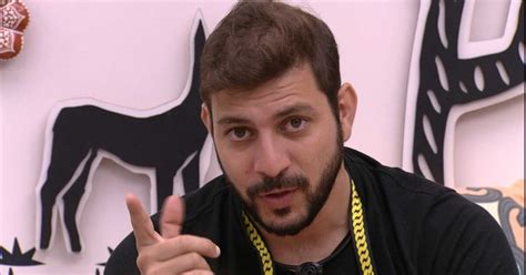 Bbb 21 Caio Vence O Líder E Viih Tube Corre Para Abraçar Brother