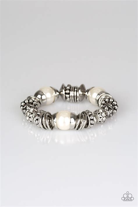 Paparazzi Uptown Tease White Bracelet