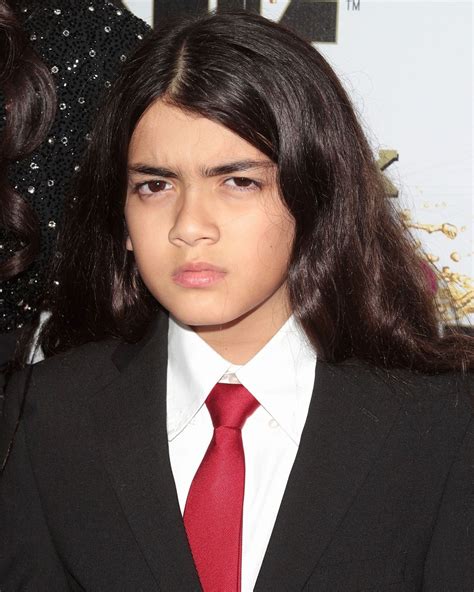 もう15歳！マイケル・ジャクソンの末っ子が、兄姉と共に記念撮影｜最新の映画ニュースならmovie Walker Press
