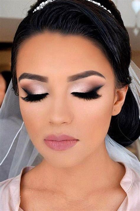 Wedding Makeup 50 Looks For Brides [2024 Guide Expert Tips
