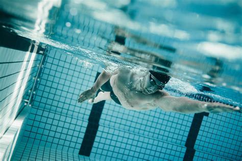 21 Tips To Improve Your Freestyle Swimming Technique Stroke [2024]