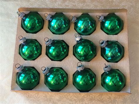 12 Vintage Green Shiny Brite Ornaments Made In Usa Etsy How To Make
