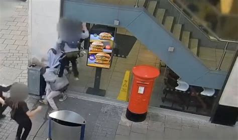 Homeless Man Fly Kicked Outside Mcdonalds In Unprovoked Attack Metro