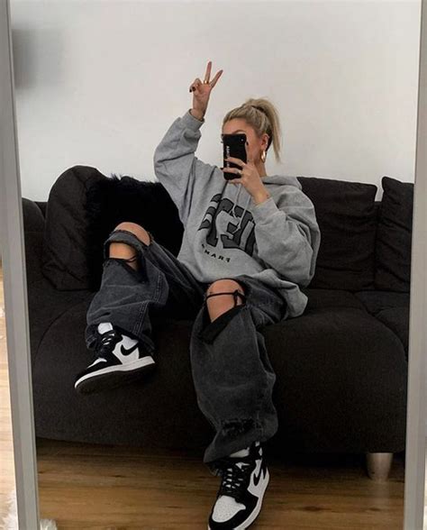 Street Style Womens Nike Air Jordan 1s Outfits With Jordan 1s