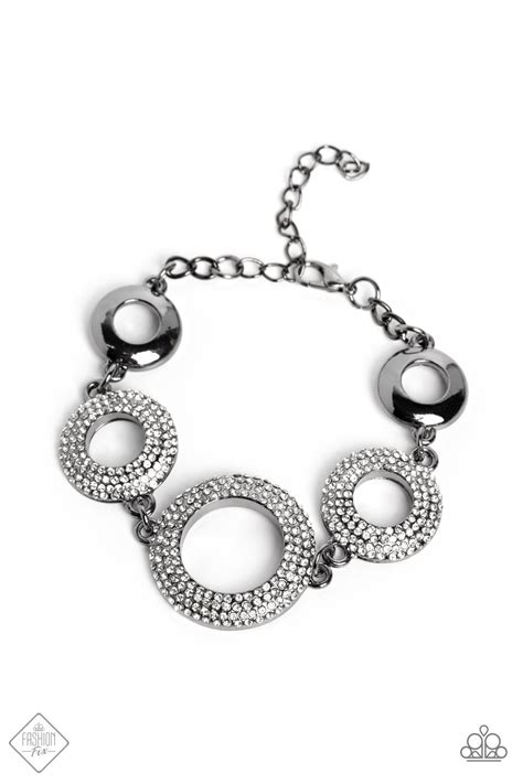 Hypnotic Hot Shot Black Paparazzi Bracelet Jewelryblingthing