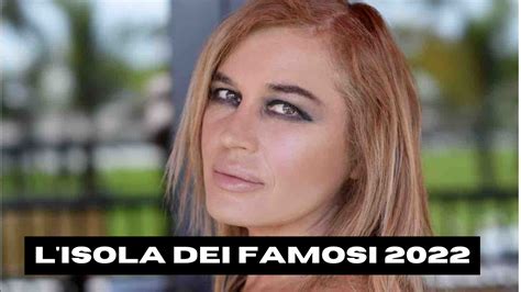 Isola Dei Famosi Scoppia Il Cocco Gate Tutta La Dolcezza Di Lory Video