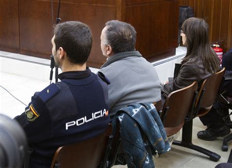 Rosa Del Valle Se Personará Como Acusación Contra La Mujer Del Pederasta