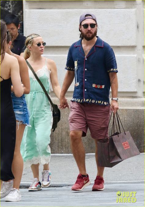 Kate Hudson And Fiancé Danny Fujikawa Hold Hands While Shopping In Nyc