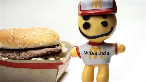 107137245 1666187983771 Gettyimages 1244032534 Food Mcdonalds