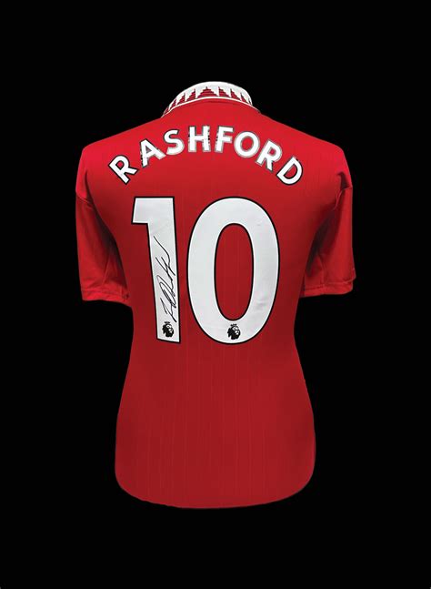 Marcus Rashford Ha Autografato La Maglia Del Manchester United All