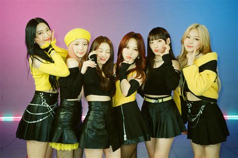Woollim Entertainment Rocket Debut Punch Girl Group Leather Skirt