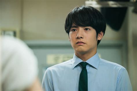 （写真）『こっち向いてよ向井くん』最終回 “向井くん”赤楚衛二、“洸稀”波瑠の存在が大きくなっていることに気づく ドラマ ニュース