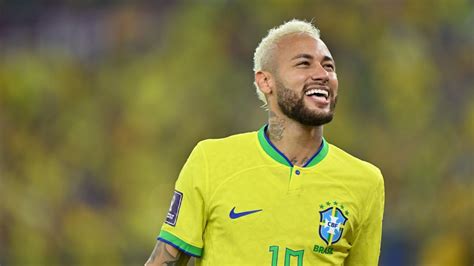 Os Bastidores Da Volta De Neymar Na Copa Muito Choro Tratamento