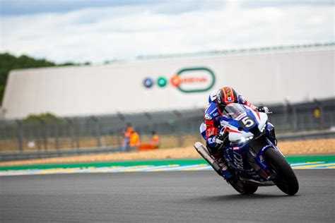 24 Heures Motos H 4 Fcc Tsr Honda France Mène Une Course Animée Par