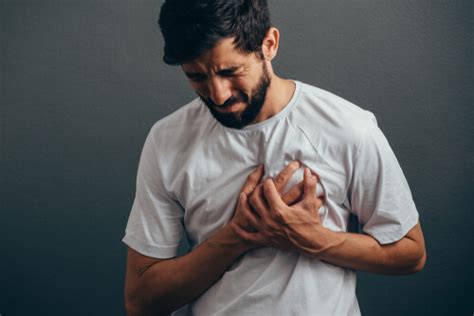 Dolor En El Pecho Por Ansiedad La Mente Es Maravillosa