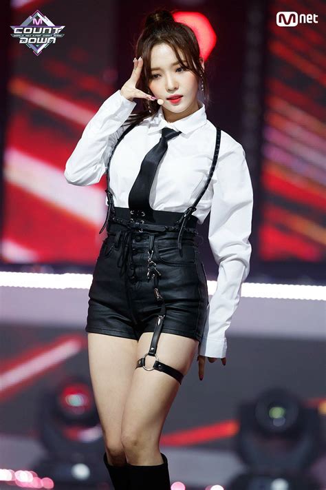 Pin By Treswo On Fromis 9 Stage Outfits Korean Outfits Kpop Outfits
