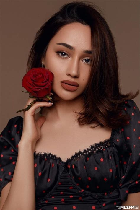 Шахло Ахмедова биография и дата рождения карьера Инстаграм и фото