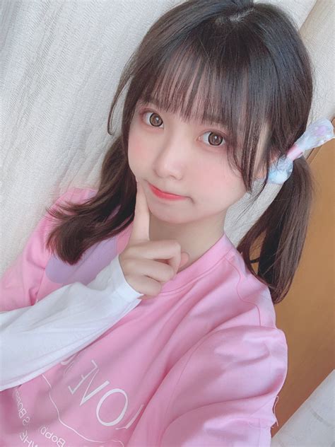 ピンクとツインテール🎀 Cosplay Cute Emo Girls