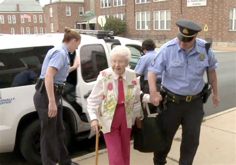 102 Year Old Woman Crosses Get Arrested Off Bucket List