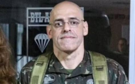 Veja Quem Era Coronel Do Exército Morto Após Queda De Paraquedas Em Go