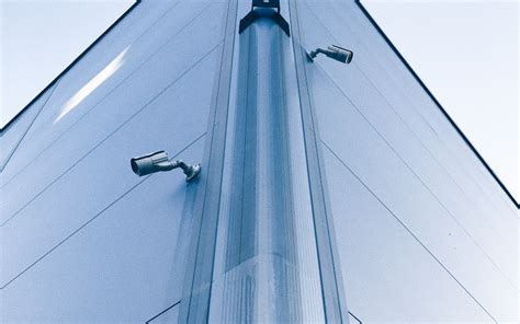 devsecops using container and microservices security
