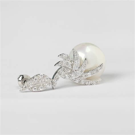 Unique Pearl Zircon Platinum Plated Ladies Earrings 011061525 Jjs