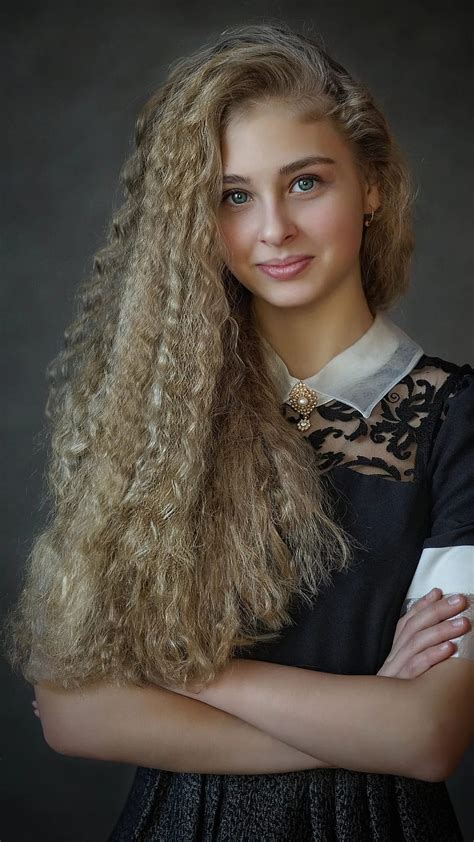 Nice Hair Blonde Blue Eyes Curly Hair Cute Girl Portrait Pretty