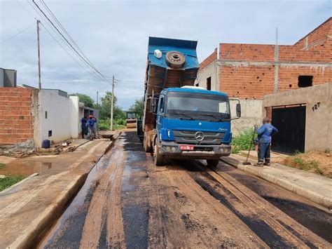 Prefeitura De Oeiras Realiza Obras De Asfaltamento No Conjunto
