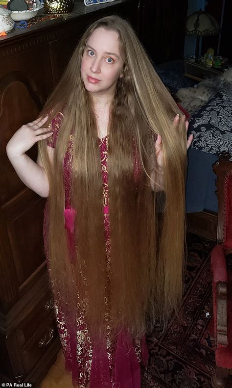Real Life Rapunzel Who Has Hair Down Her Ankles Reveals She Is A Hit
