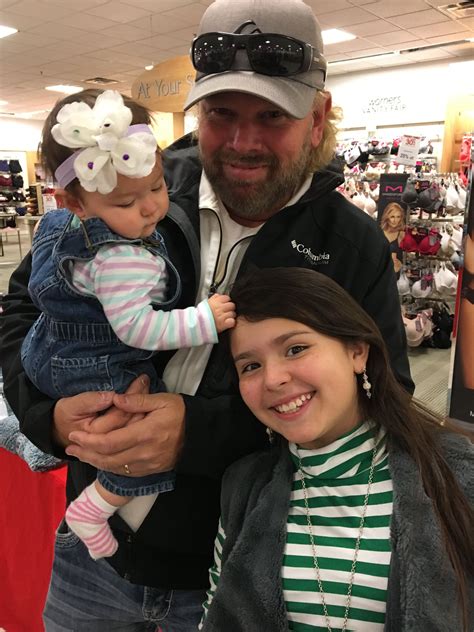 Krystal Keith Introduces New Daughter Hensley Jack Sandubrae Artofit