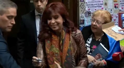 Nova Suspeita De Ataque Contra Cristina Kirchner é Presa Na Argentina