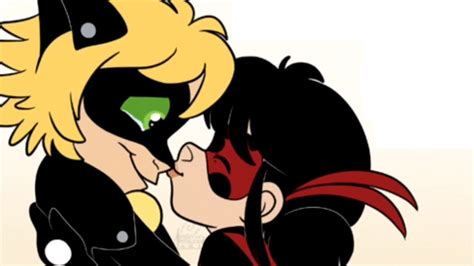 Ladybug And Cat Noir Kissing In Bed Miraculous Ladybug And Cat Noir