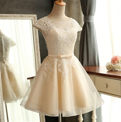 Cute Homecoming Dress Scoop Appliques Tulle Short Prom Dress Party Dre