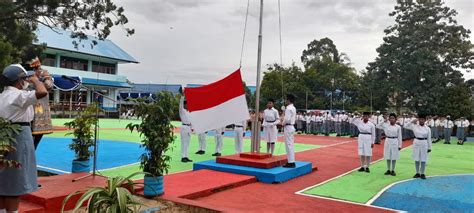 Pakaian Adat Nusantara Warnai Peringati Hardiknas 2023 Di Papua