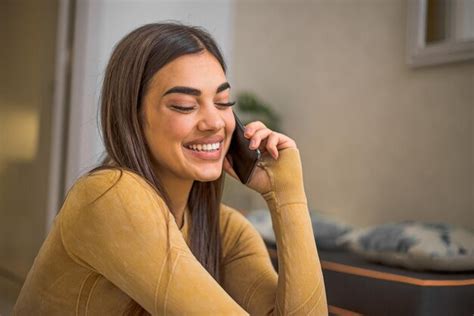 Premium Photo Close Up Shot Joyful Caucasian Girl Closed Eyes Talking