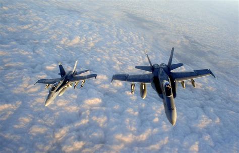 Download Military Mcdonnell Douglas F A 18 Hornet Hd Wallpaper