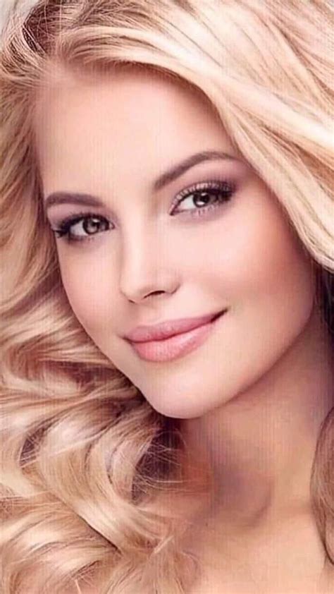 Pin Di Edilberto Su Salvamentos Rápidos Viso Femminile Bionde Belle