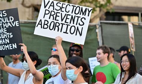 Roe V Wade Men Line Up To Have Vasectomies Following Court Decision