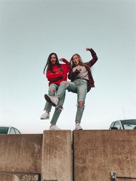 ⋆ 𝓟𝓲𝓷 𝕤𝕒𝕣𝕒𝕙𝕩𝕒𝕚𝕤𝕦𝕟 ⋆ Friend Photos Friends Photography Bff