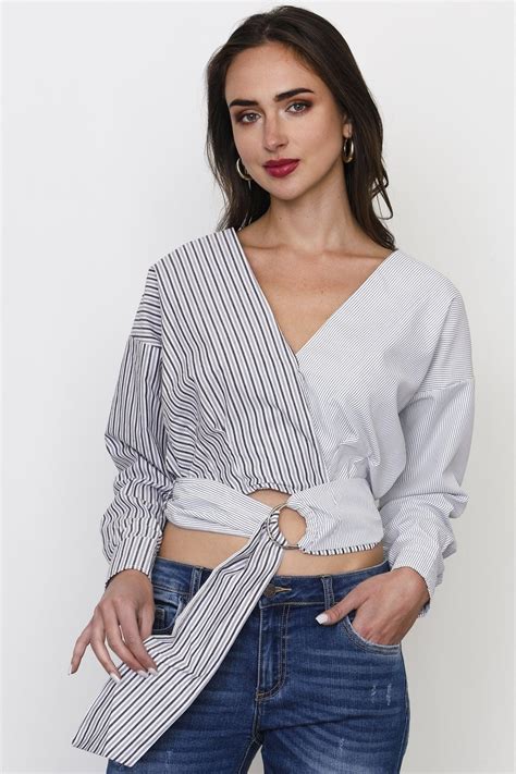Wholesale Black And White Stripe Tie Front Top 3 2 1